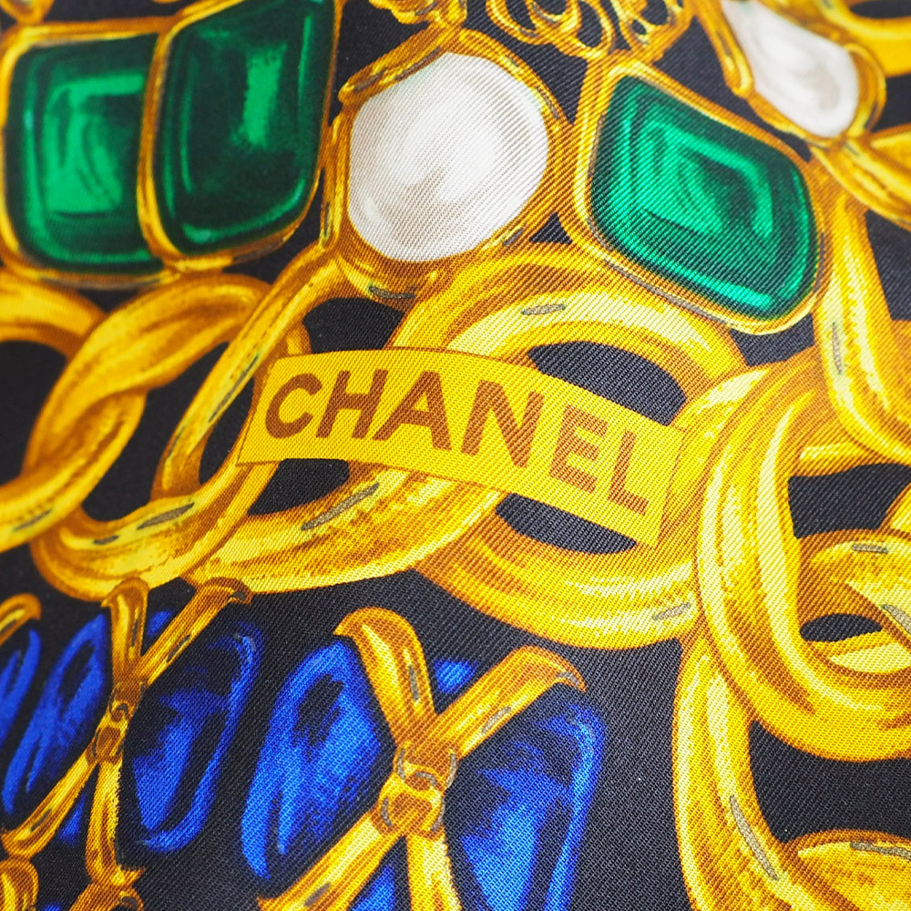 Foulard "Chanel" 100% seta ~ Arte Vintage Shop